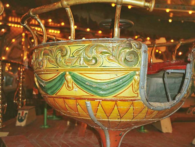 National Carousel Association - Europa Park Carousel - Demeyer spinning tub